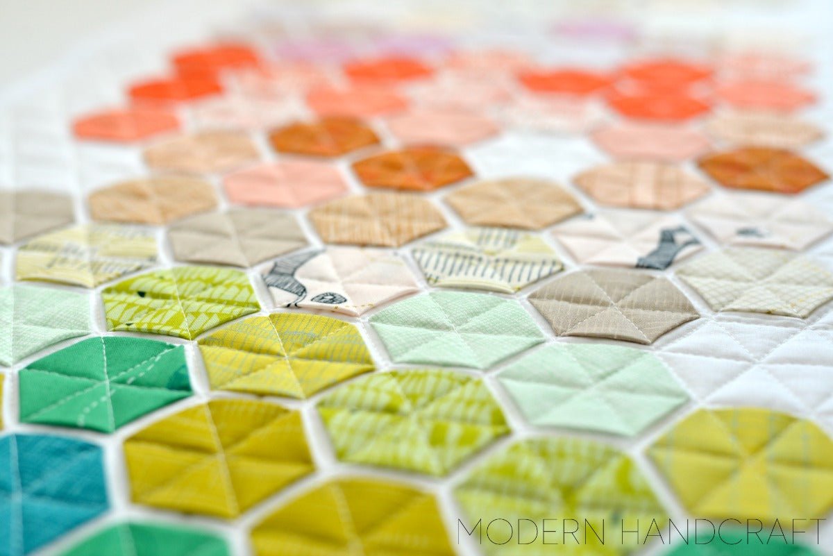 Modern Hexies / Carkai Mini Quilt – modernhandcraft